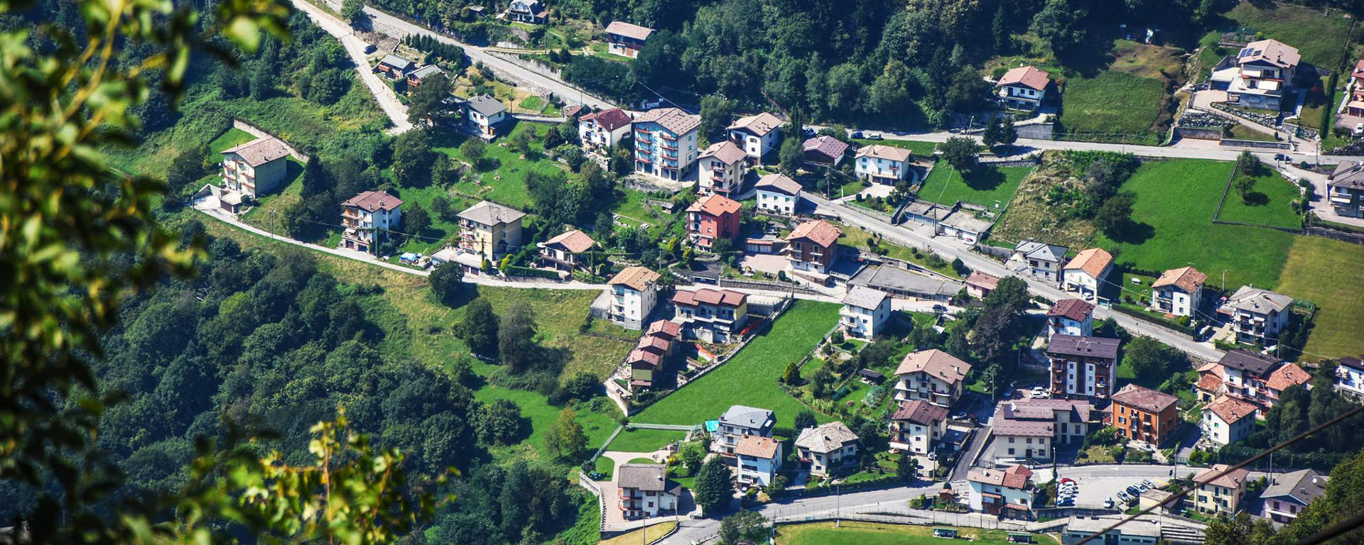 Casargo_Panorama Codesino_Adso da Monza_wide - Lago di Como e Valsassina